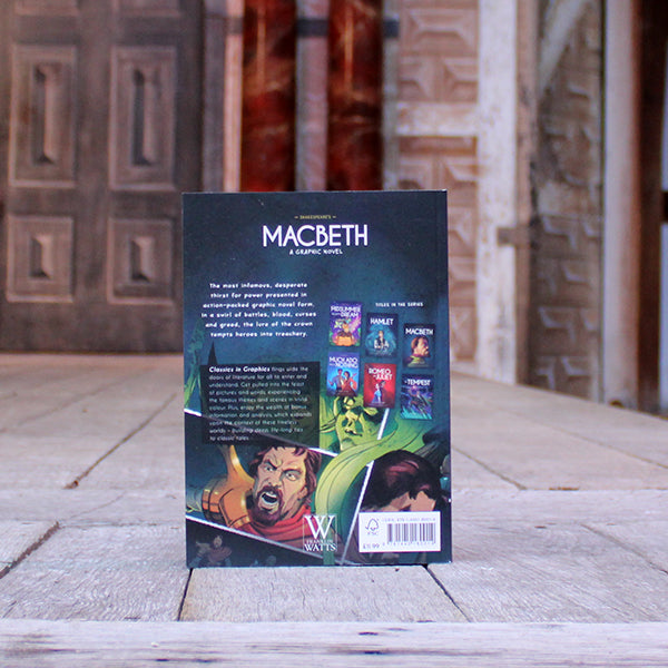 Macbeth - A Graphic Novel (Classics in Graphics) - Paperback ...