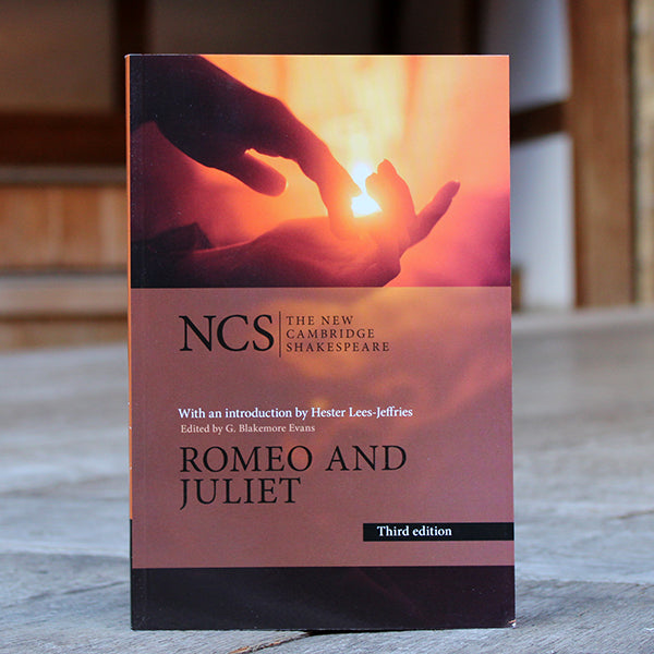 William Shakespeare Romeo And Juliet Romeo And Juliet Paper (New Swan